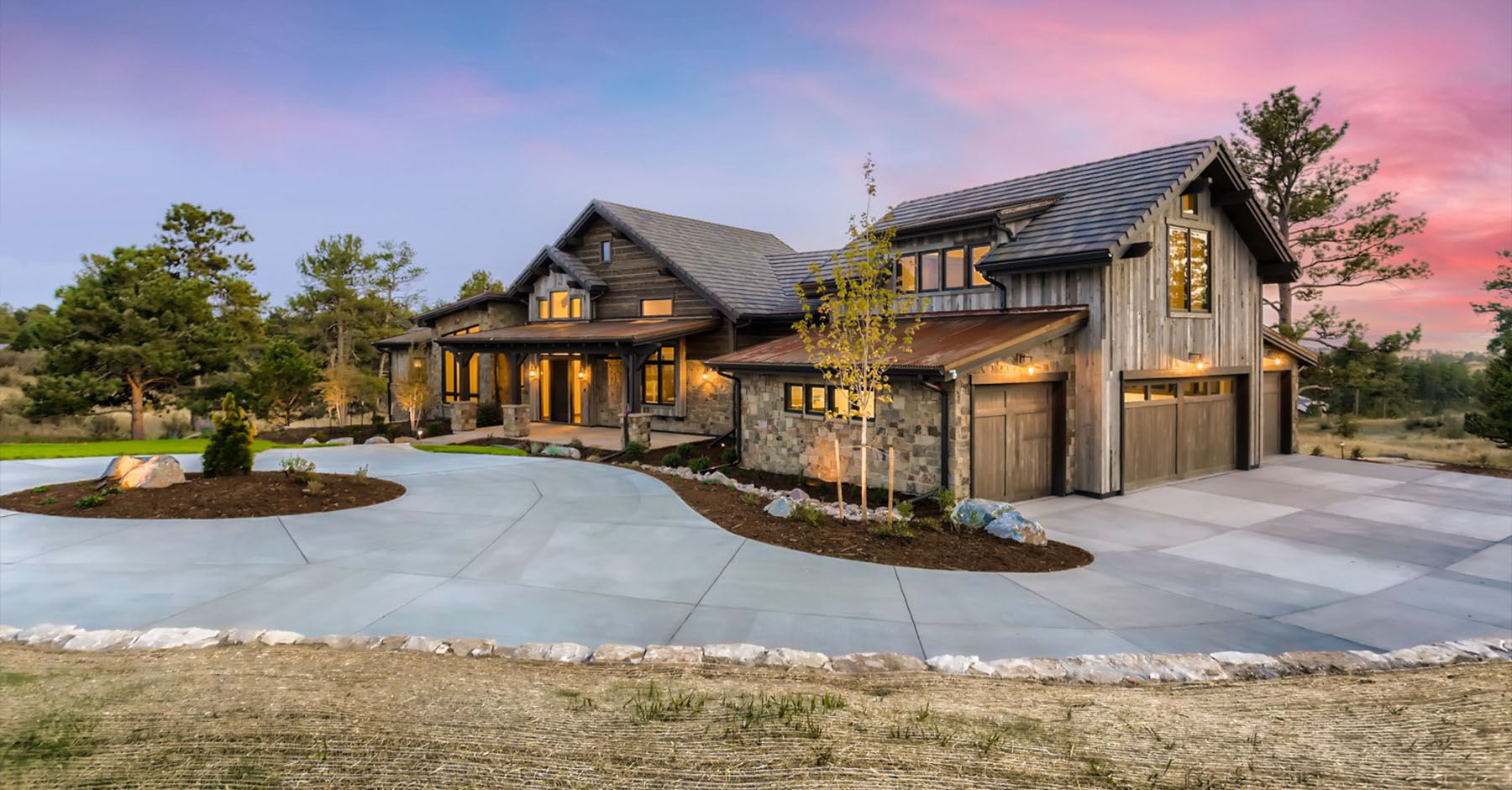 Monarch Homes – Custom Home Builder | Committed to Building Excellence